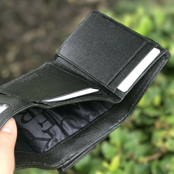 Furla | Bags | Furla Small Leather Tri Fold Id Snap Wallet Onyx | Poshmark